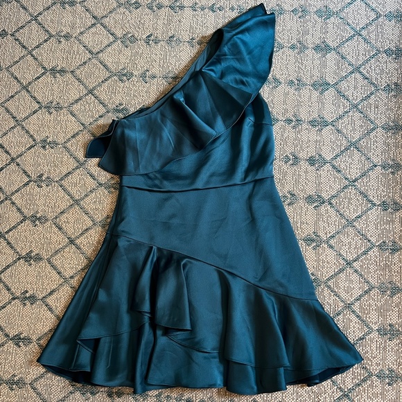 Halston Heritage | Dresses | Halston Heritage Dress | Poshmark